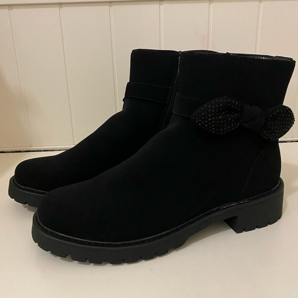 Black Rivet “Shelby” Black Boots - Gem
